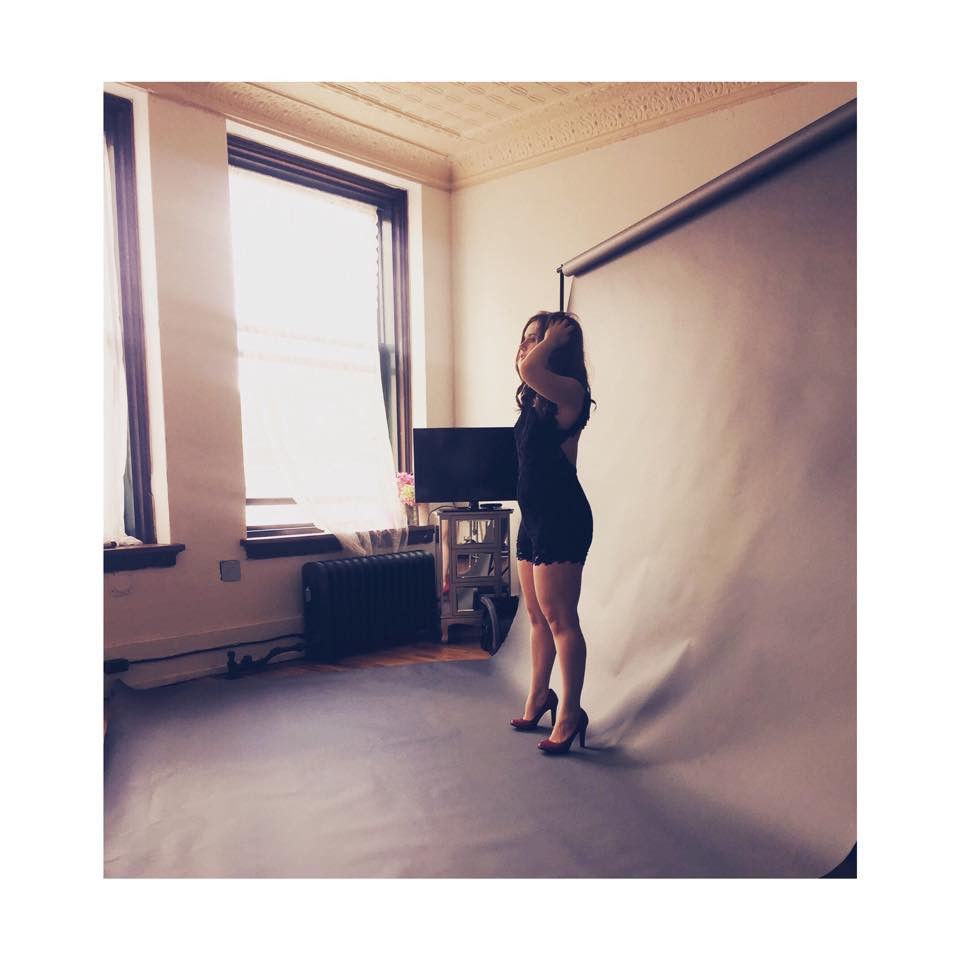 Музыкальный талант и необычная красота Kiersten Kelly