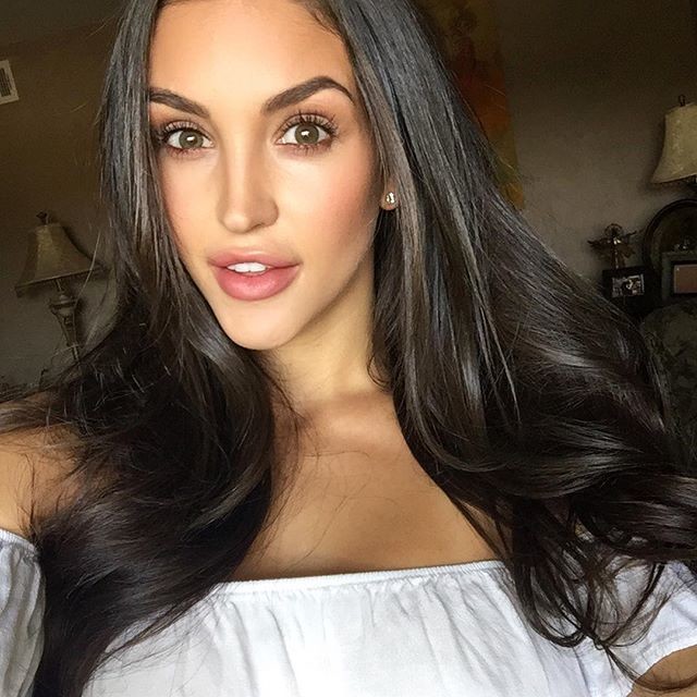Jaclyn Swedberg от *RE$PECT* за 15 октября 2016 на Fishki.net